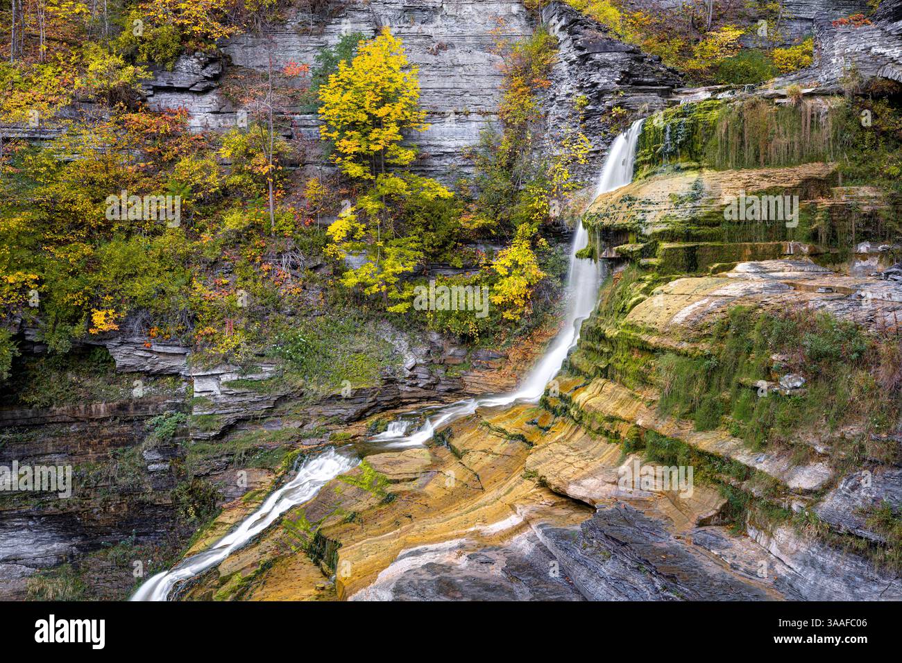 Lucifer Falls, Enfield Glen, Robert H. Treman State Park, Finger Lakes, New York State, USA ...