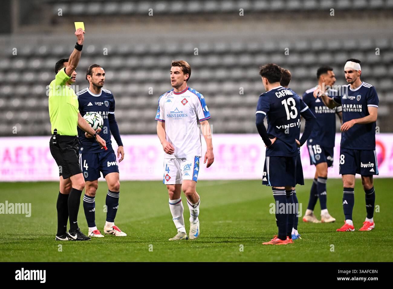Paris, France. 31st March, 2025. 04 Valentin HENRY (smc) during Ligue 2 ...
