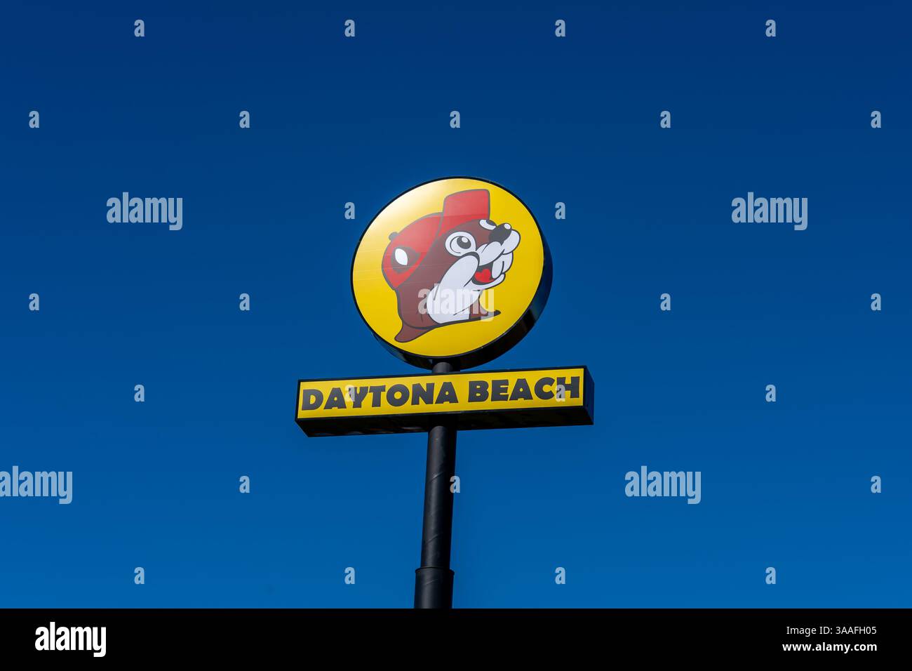 Buc ees logo hi-res stock photography and images - Alamy