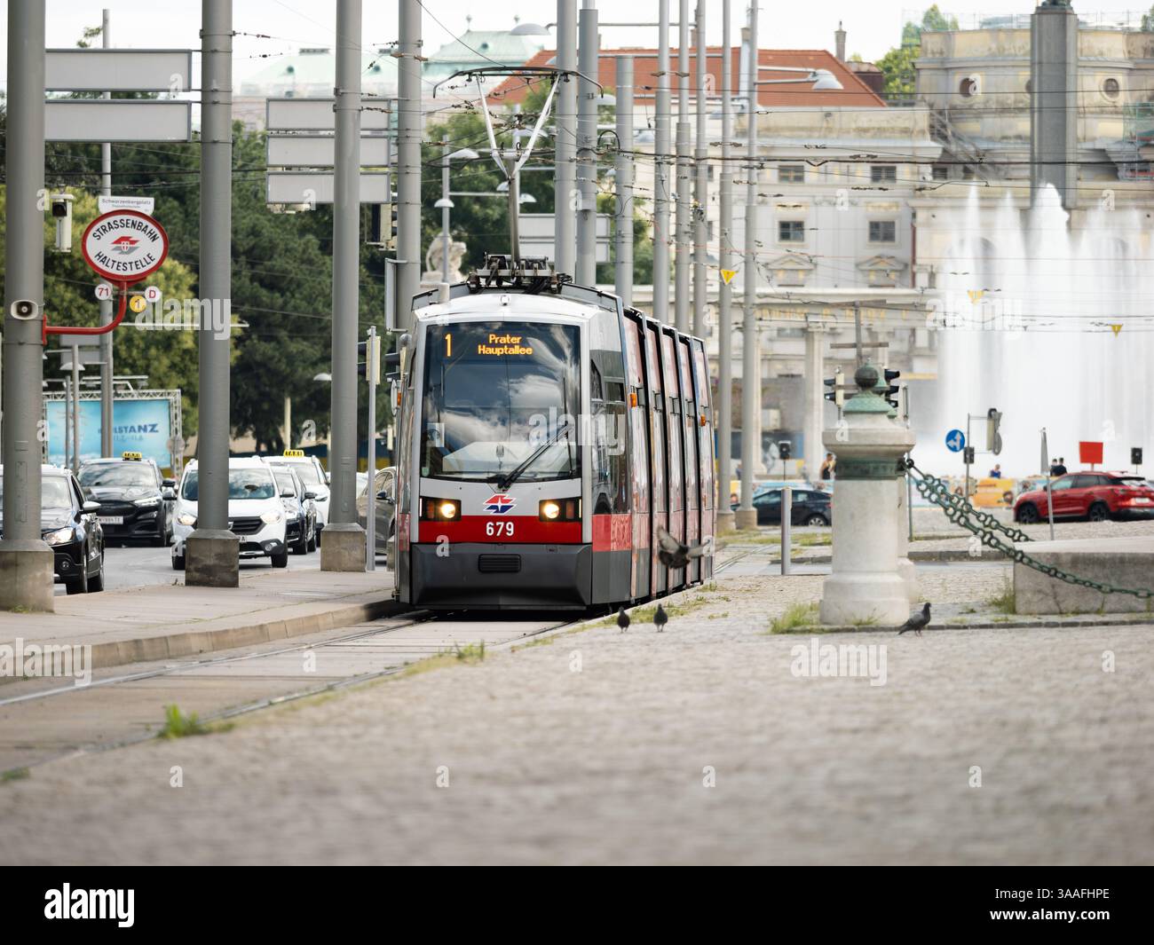 Ultra Low Floor tram (ULF) of the first generation on line 1 to Prater ...