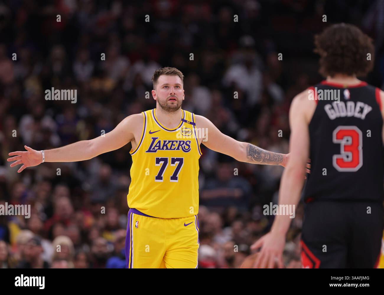 CHICAGO, IL - MARCH 27: Luka Doncic #77 of the Los Angeles Lakers ...