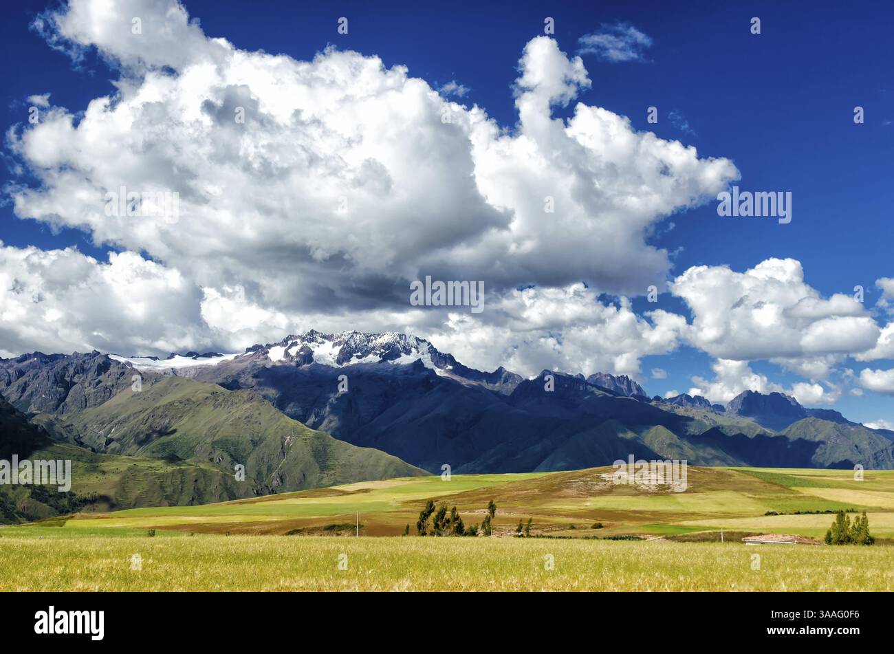 Andes in Peru Stock Photo - Alamy