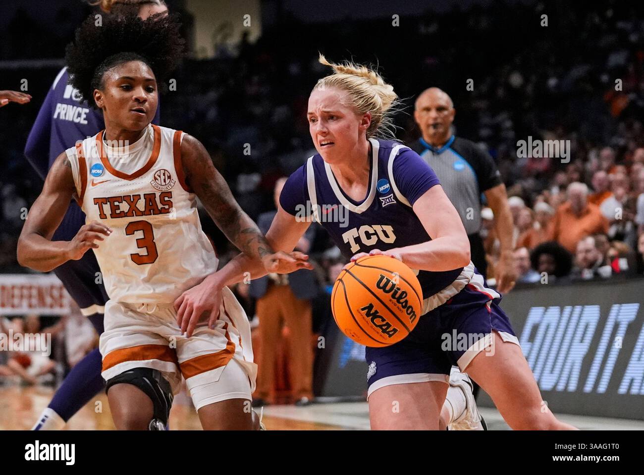 TCU guard Hailey Van Lith (10) drives to the basket against Texas guard ...