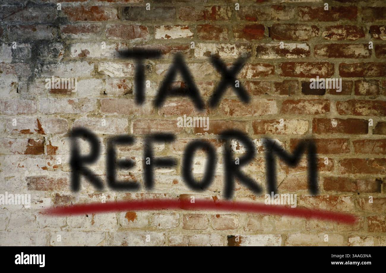 Tax systems hi-res stock photography and images - Alamy