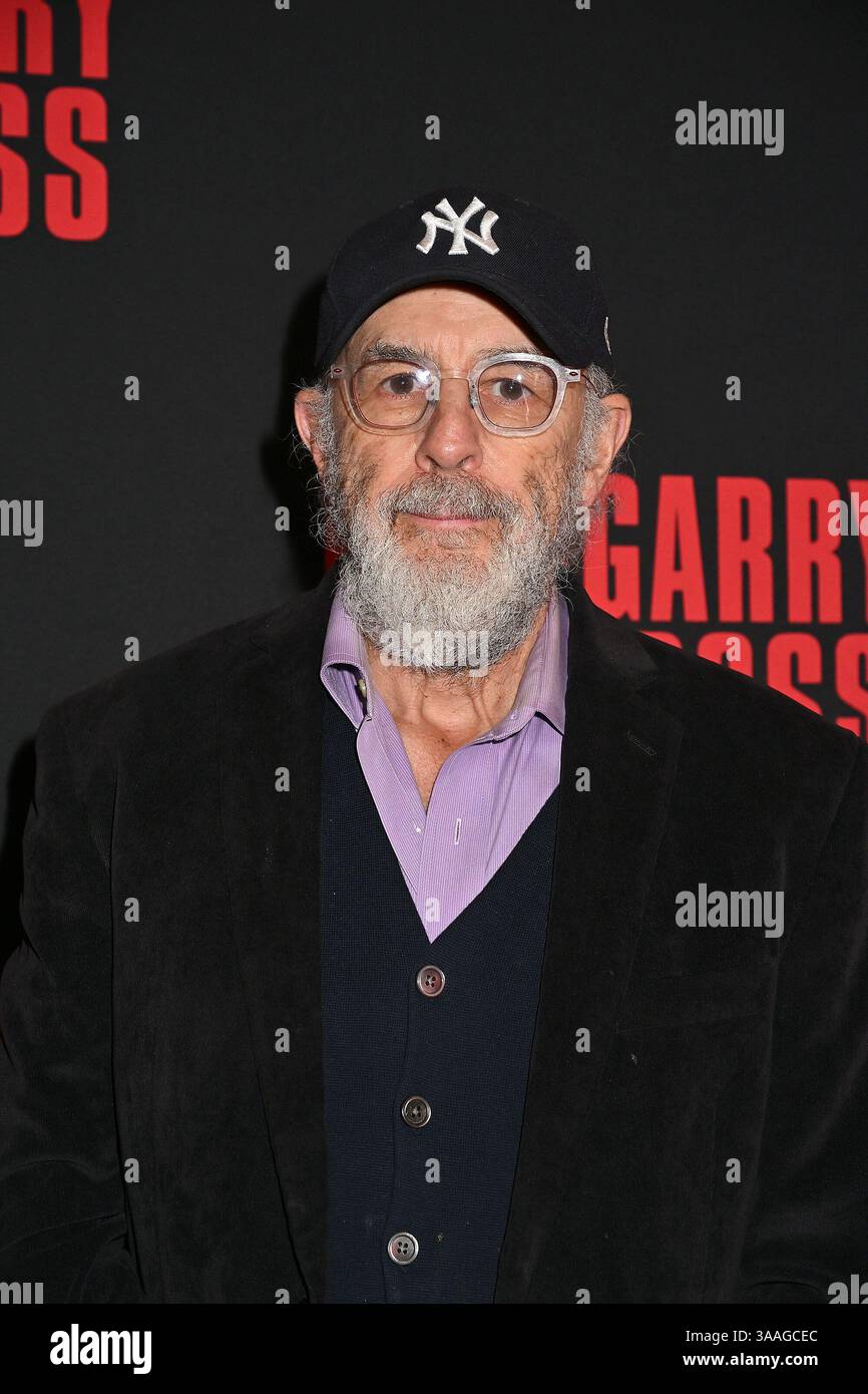 Richard Schiff attends the "GLENNGARRY GLEN ROSS" Broadway Opening ...