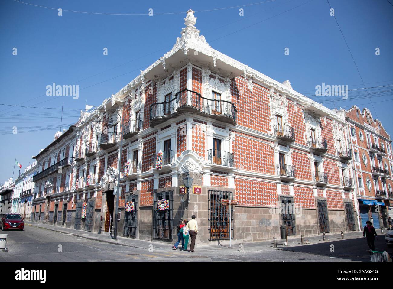 Puebla, Mexico, 1st January 2025: Colored streets and colonial ...