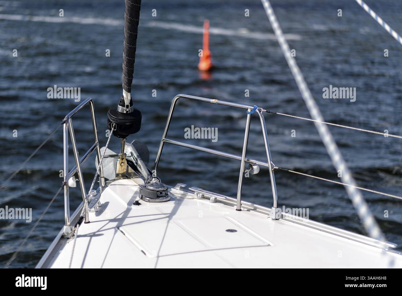 Sailing ship at sea sails bow hi-res stock photography and images - Alamy
