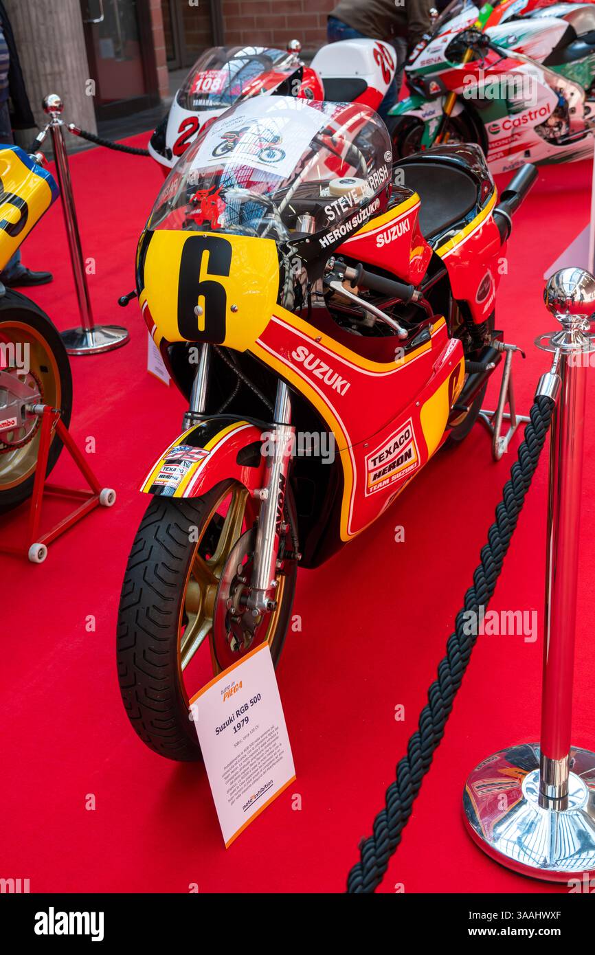 Modena, Italy : 2025 03 30 Motor Fest Expo Motorbike Front view of a vintage yellow and red ...