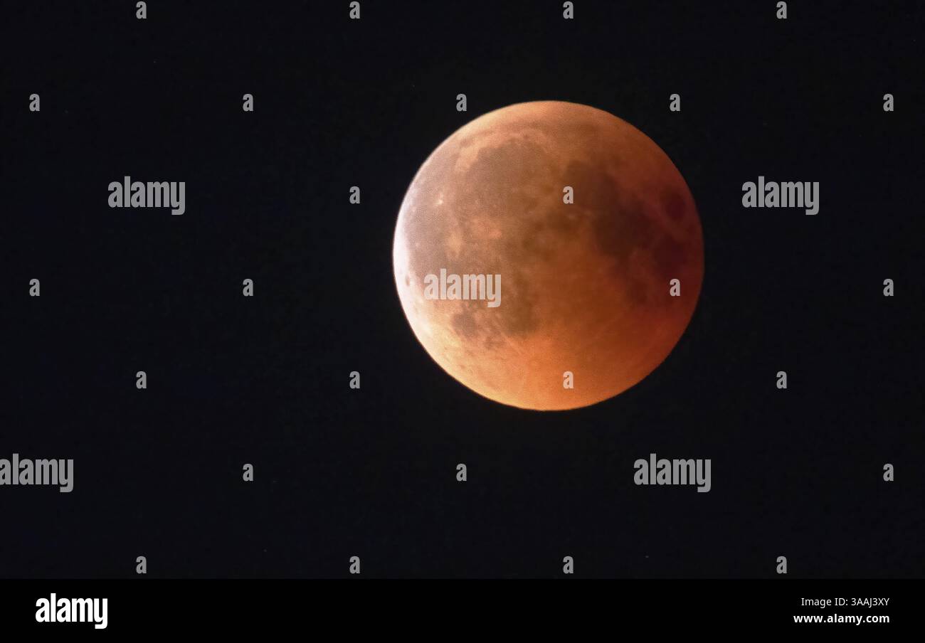 Lunar no one in the sky hi-res stock photography and images - Alamy