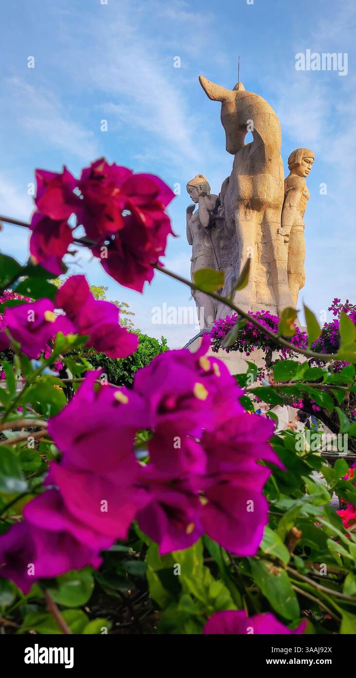 Scenic view of the Luhuitou Deer Statue, the iconic symbol of Sanya ...