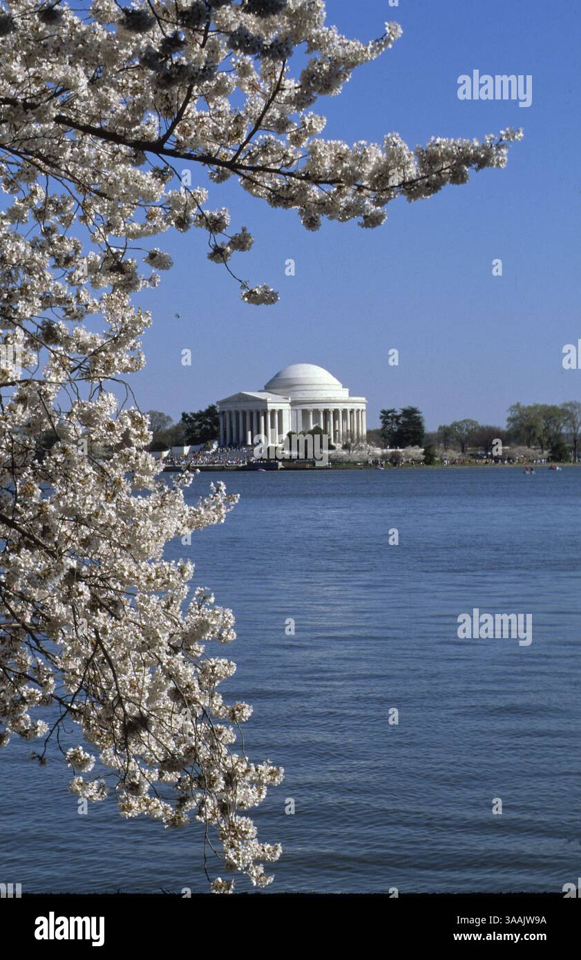 Basinmonuments hi-res stock photography and images - Alamy