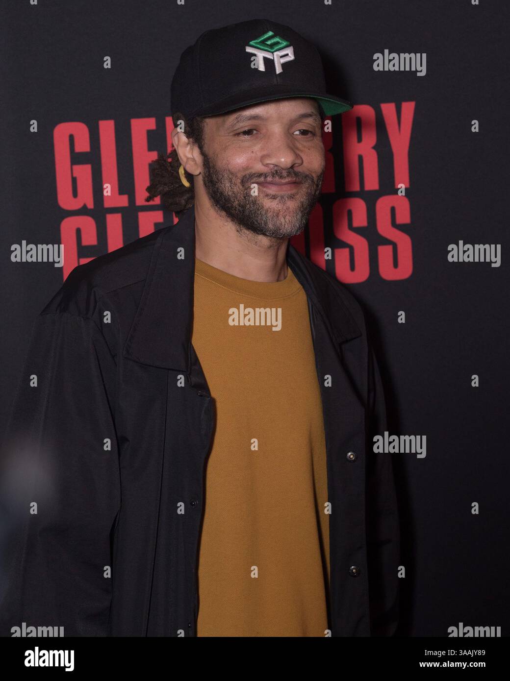 Savion glover broadway hi-res stock photography and images - Alamy