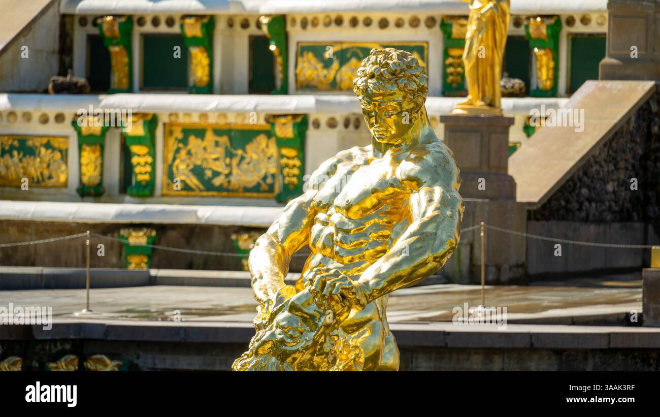 Fountain Samson without water close-up, Peterhof, St. Petersburg ...