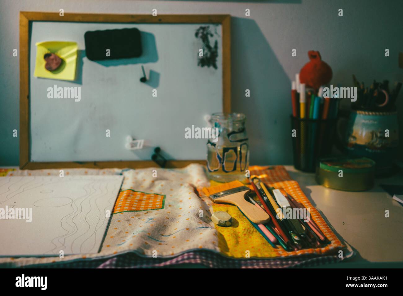 Painting drawing child learning hi-res stock photography and images - Alamy