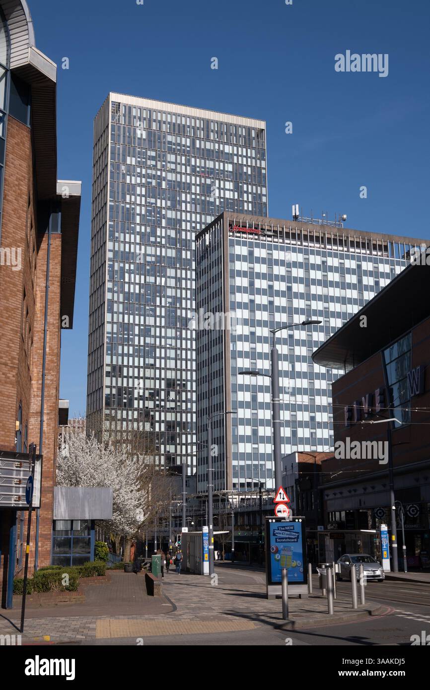 High hi rise hi-res stock photography and images - Alamy