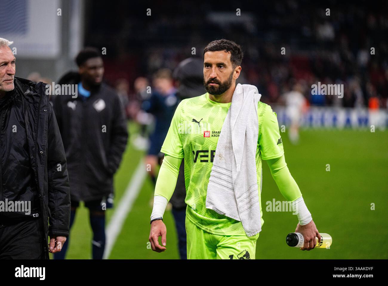 Copenhagen, Denmark. 31st Mar, 2025. Goalkeeper Paul Izzo (1) of ...