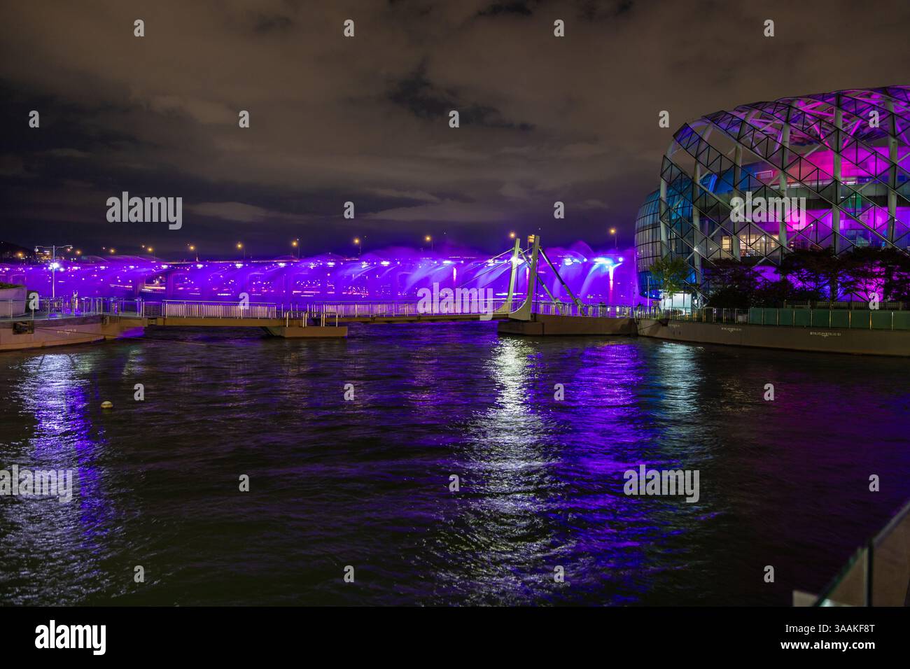 Banpodaegyo bridge or Daegyo bridge in the heart of Seoul, is a ...