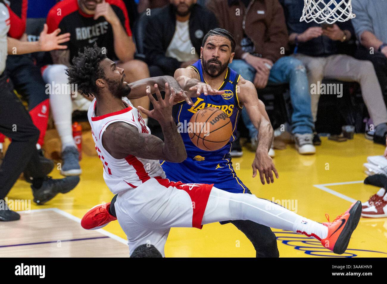 Los Angeles, United States. 31st Mar, 2025. Los Angeles Lakers' Gabe ...
