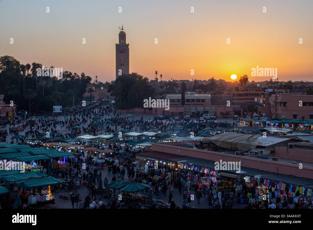 Marrakech souk adventure hi-res stock photography and images - Alamy