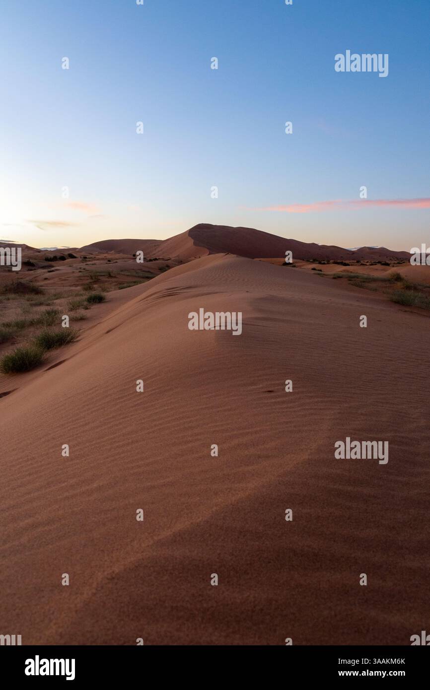 Morocco sand dunes at sunset hi-res stock photography and images - Alamy