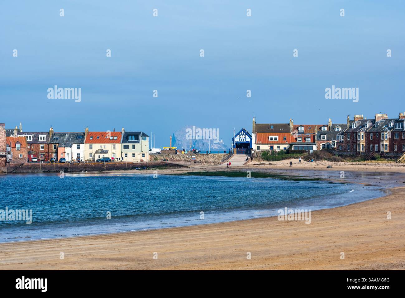 View across West Bay Beach to seafront houses in North Berwick, East ...
