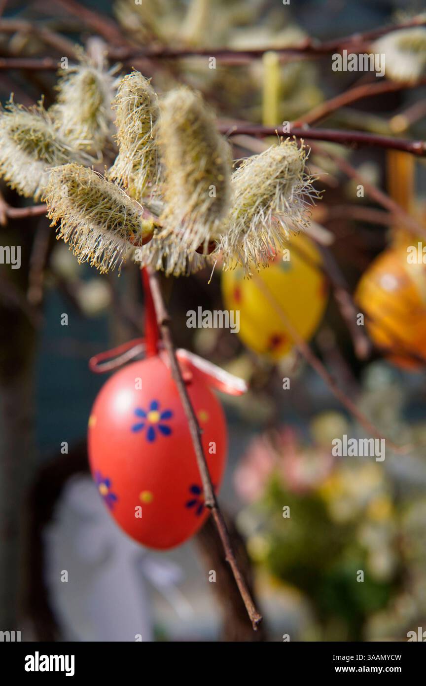 Ostern wird durch den Sonntag nach dem ersten Vollmond nach der ...