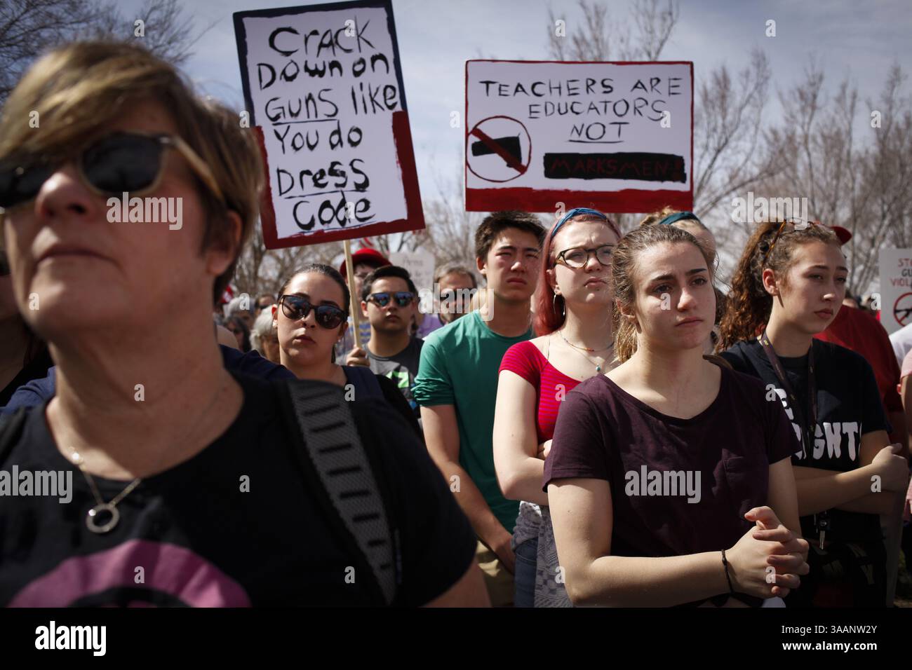 March 24, 2018 - Albuquerque, New Mexico, U.S - EMMA YAKLEY (CQ), far right in black, age 17 ...