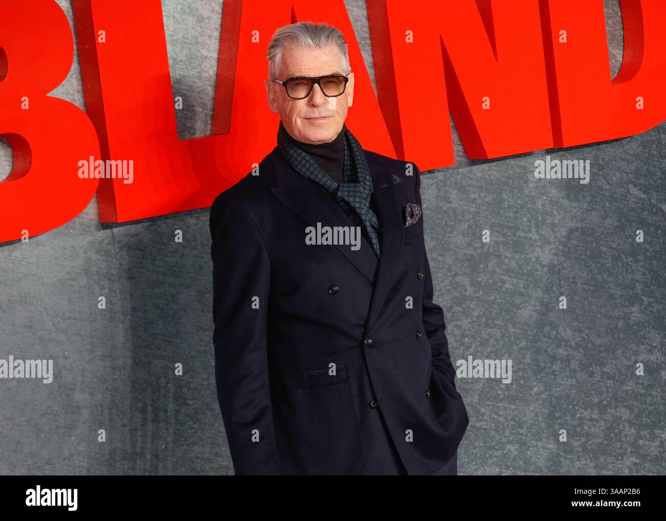 Pierce brosnan at odeon luxe leicester square hi-res stock photography ...