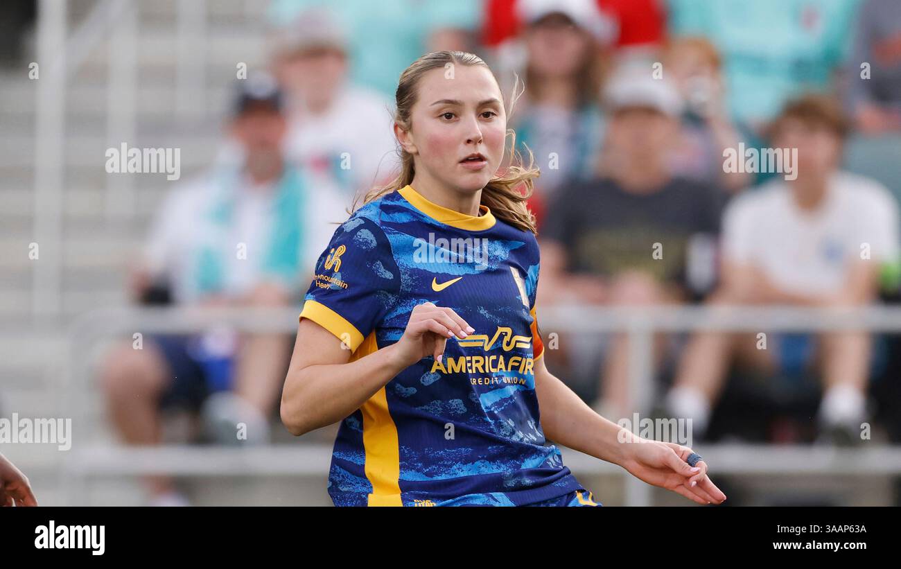 Utah Royals defender Kate Del Fava (8) during an NWSL soccer match in ...