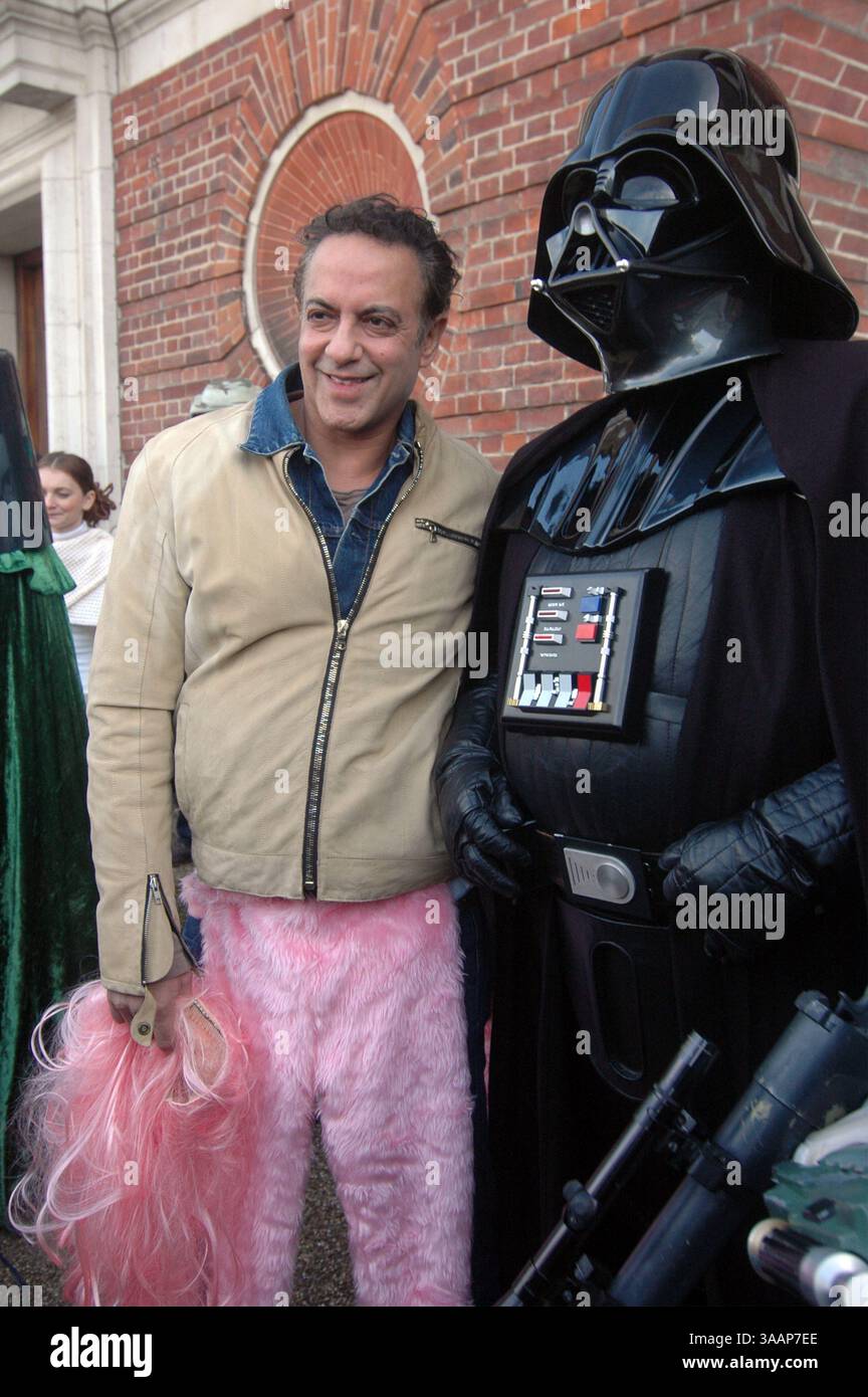 Jimmi Harkishin who plays Devendra 'Dev' Alahan in Coronation Street ...