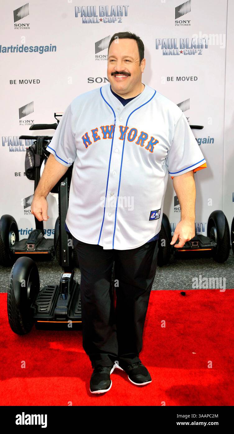 Kevin James at the premiere of 'Paul Blart: Mall Cop 2' at AMC Loews ...