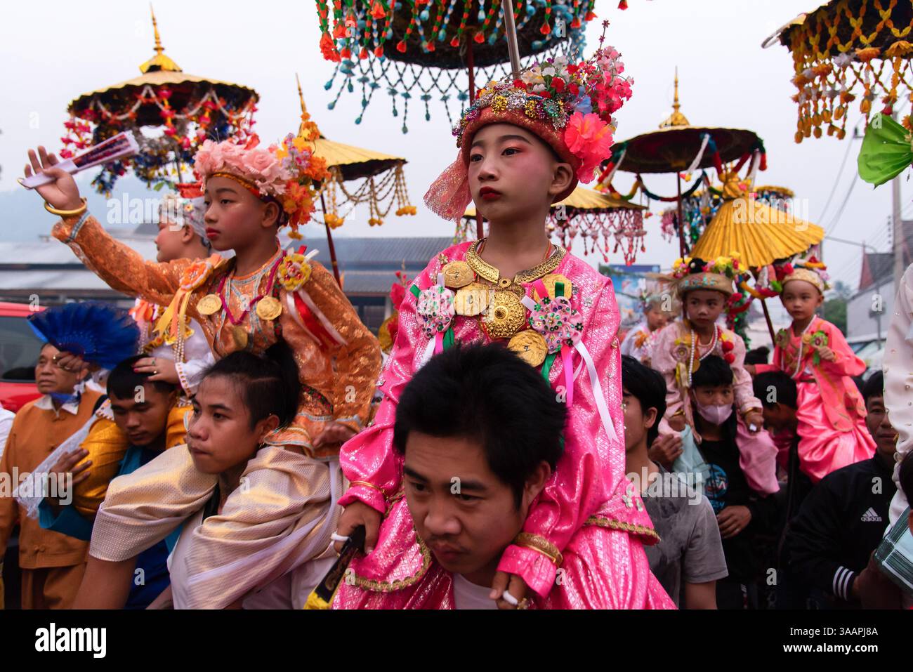 Mae Hong Son, Thailand. 01st Apr, 2025. Young ethnic Shan boys dressed ...