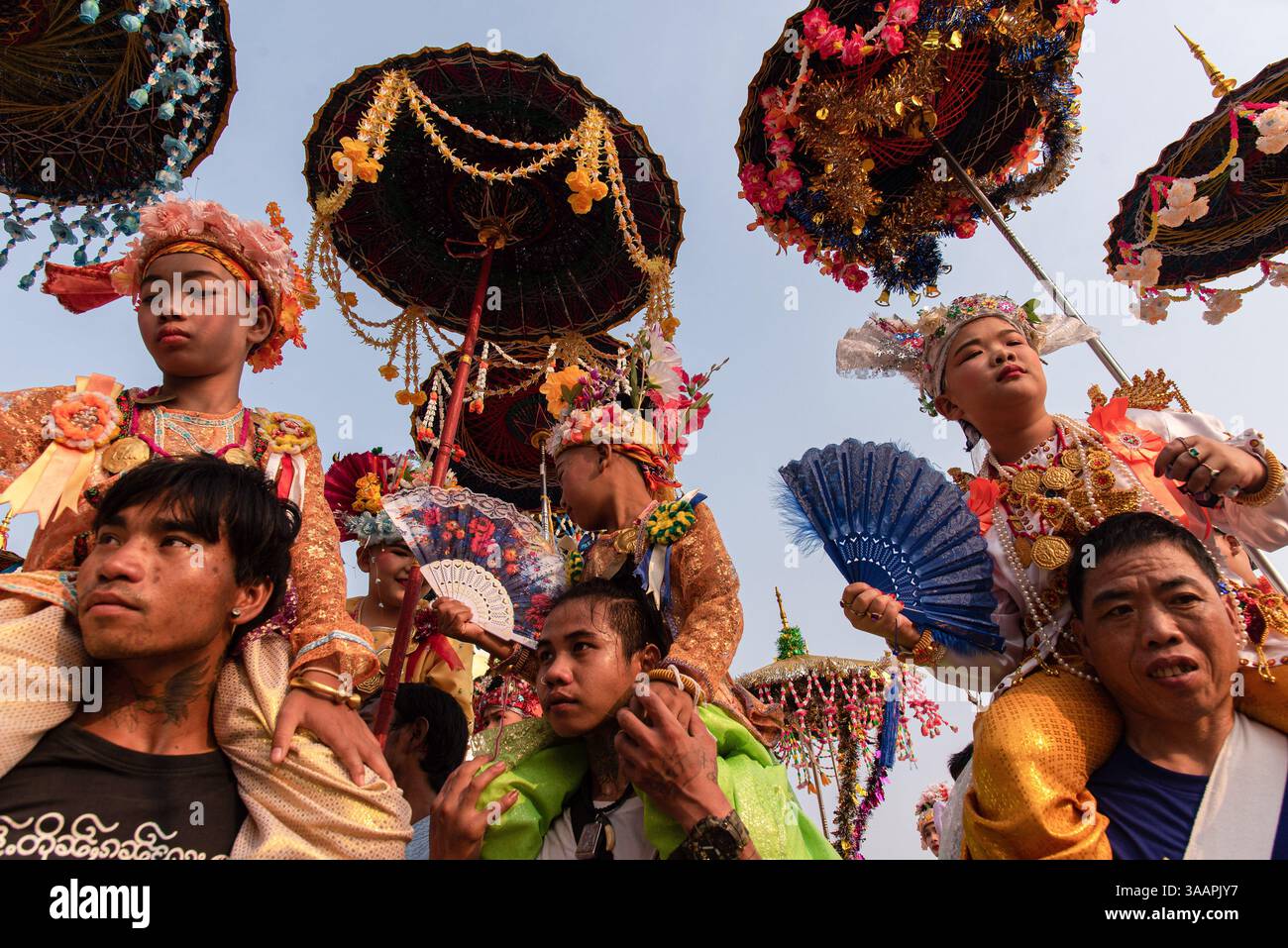 Mae Hong Son, Thailand. 01st Apr, 2025. Young ethnic Shan boys dressed ...