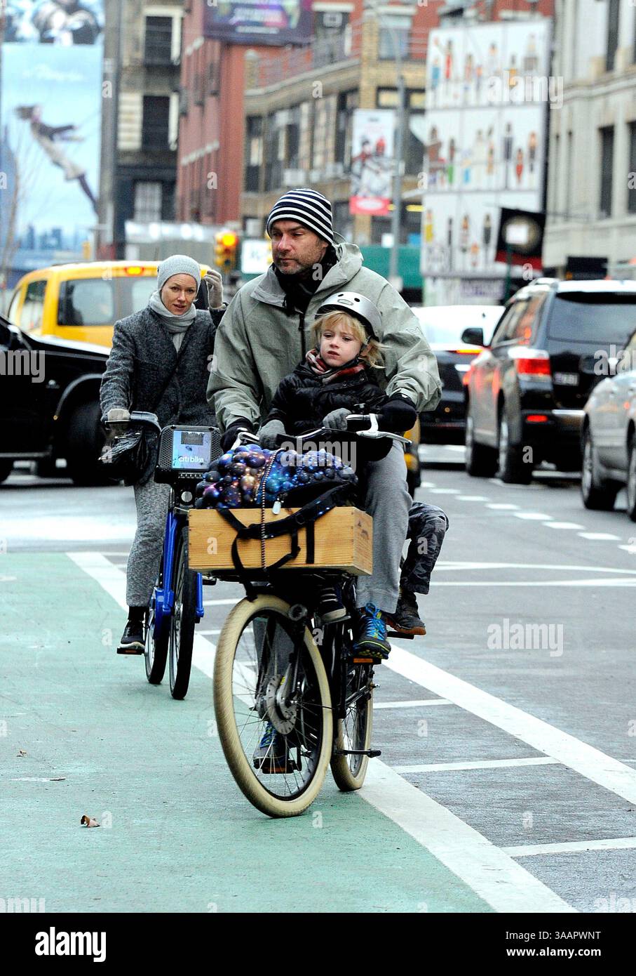 Naomi Watts and Liev Schreiber take their sons Sam and Sasha to school ...