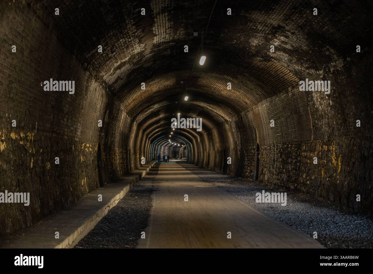 Headstone Tunnel inside Stock Photo - Alamy