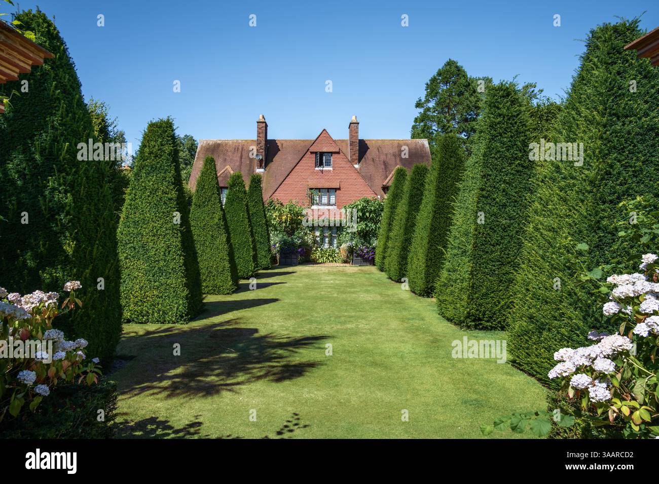 Garden view east ruston old hi-res stock photography and images - Alamy