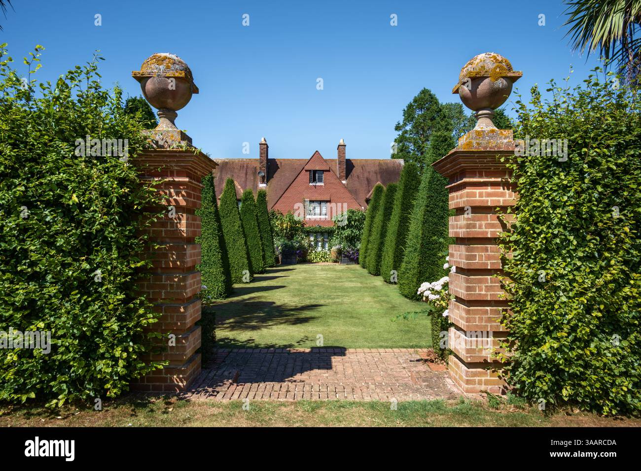 Garden view east ruston old hi-res stock photography and images - Alamy
