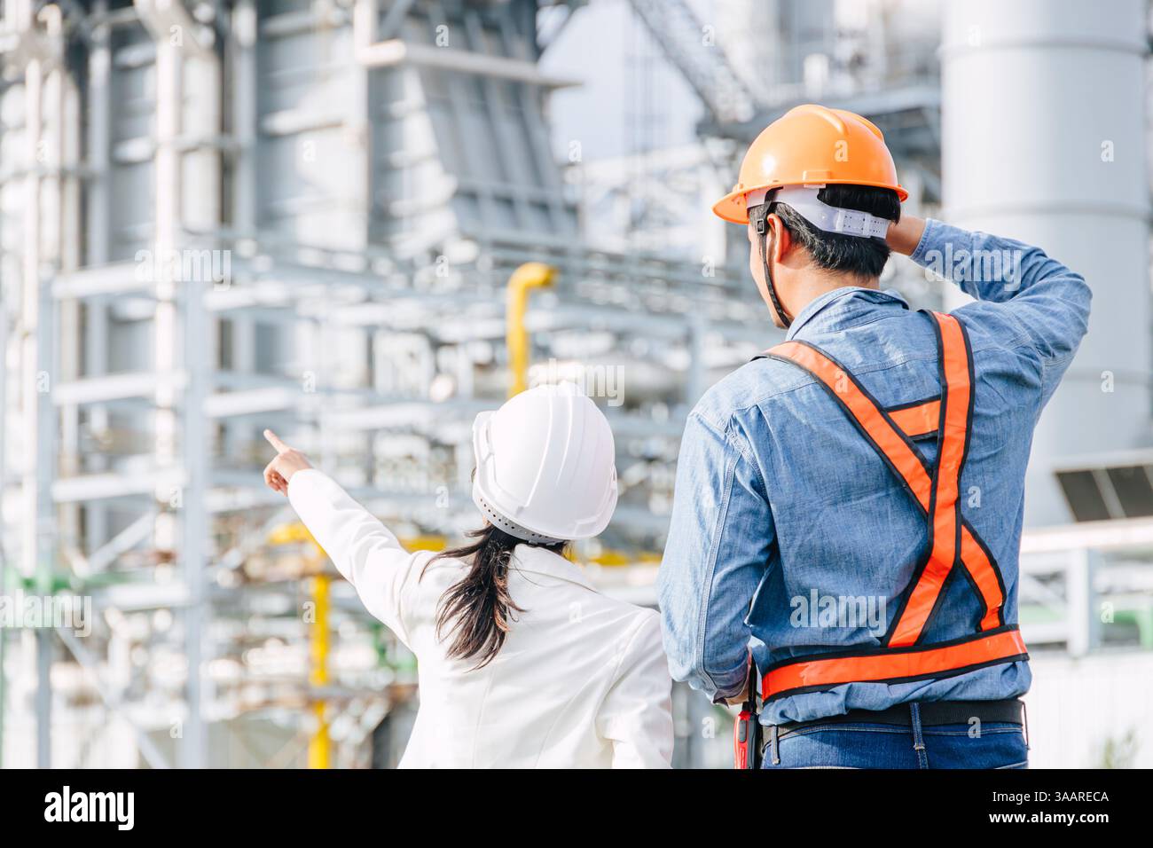 Professional Petroleum Refinery engineer team working building oil and ...