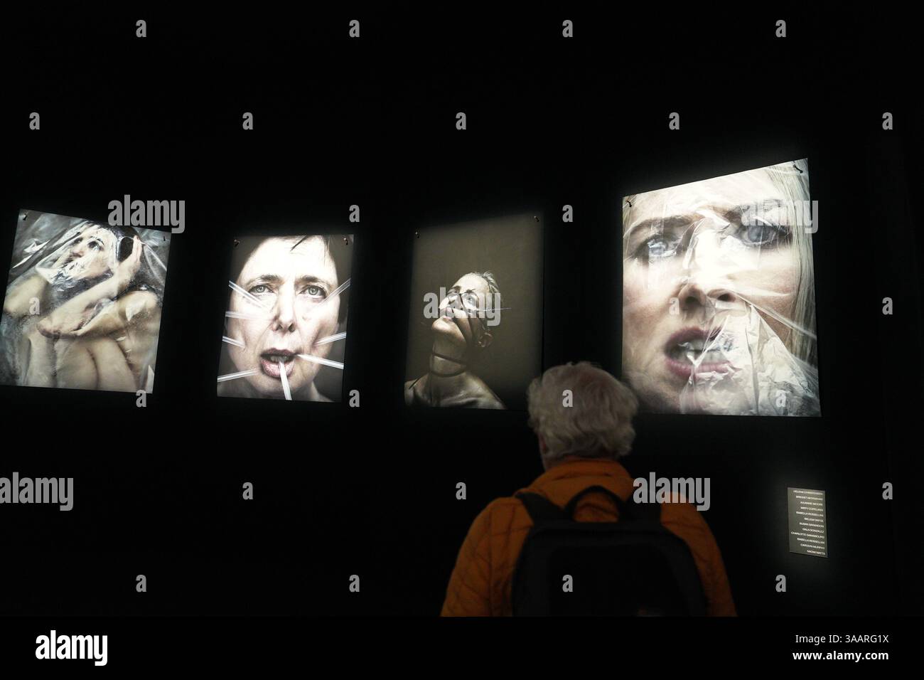 Presentation of Fabrizio Ferri's installation Breath Taking with Susan ...