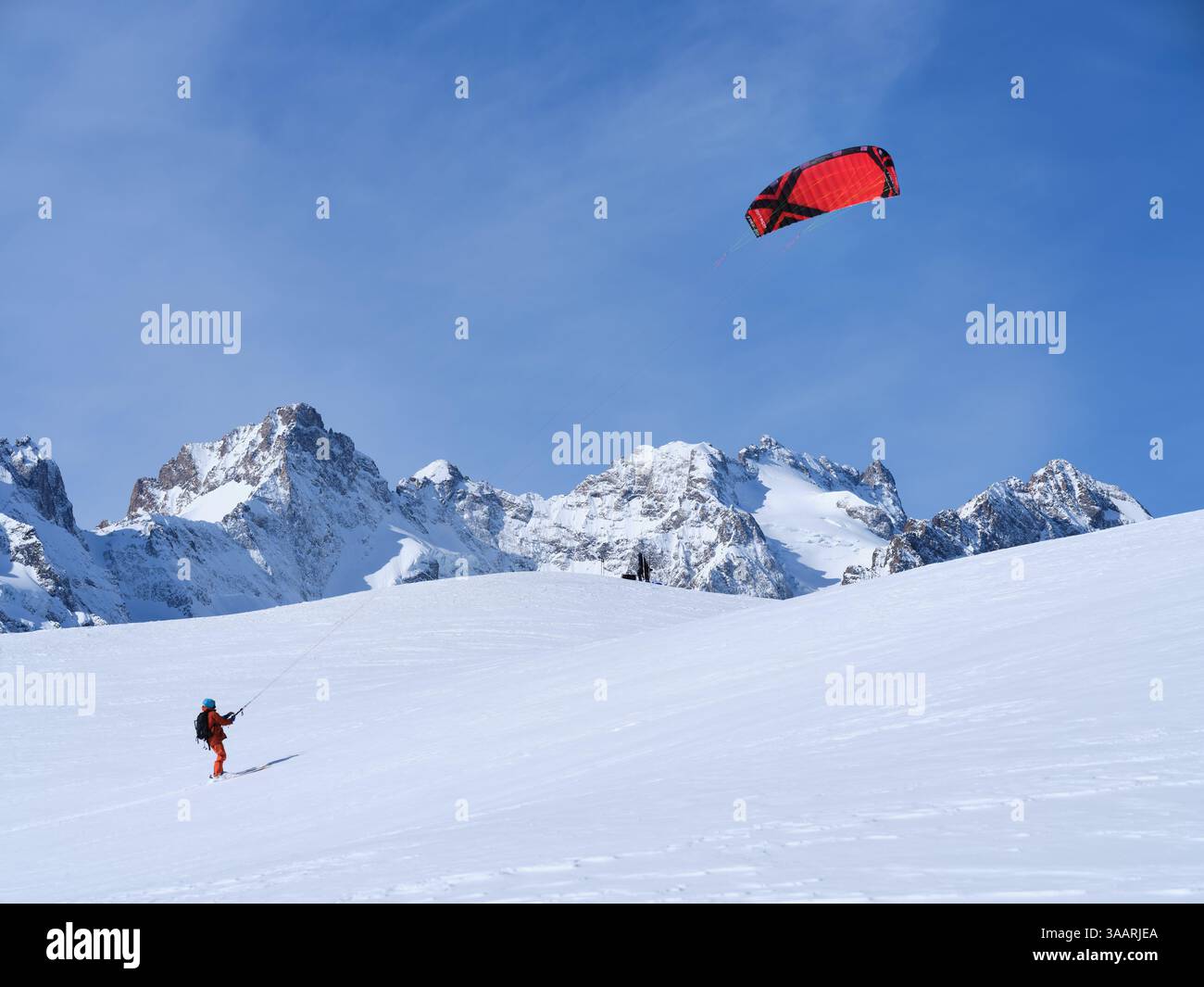 Le col du ski hi-res stock photography and images - Alamy