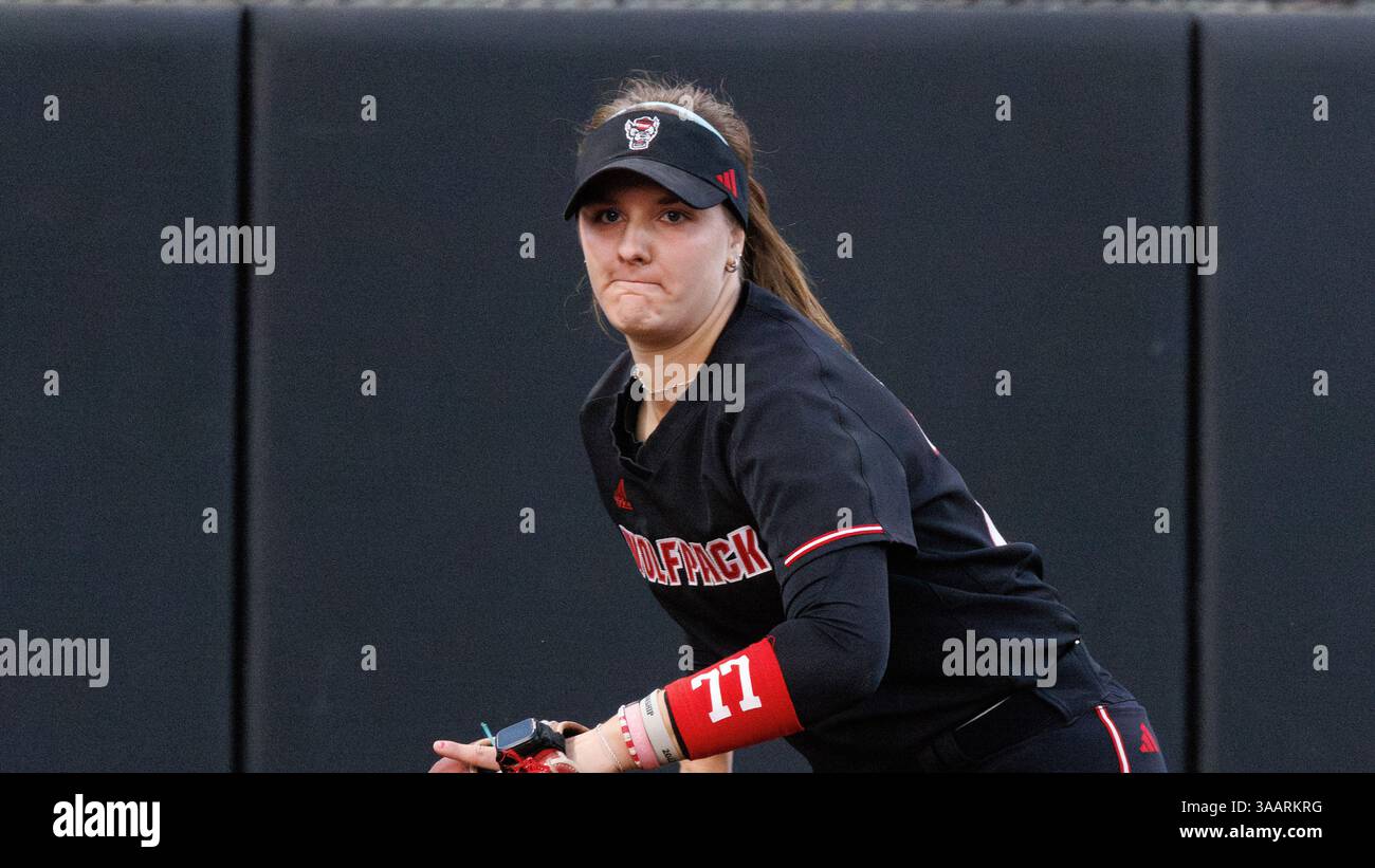 North Carolina State's Hannah Goodwin (77) makes a throw during an NCAA ...