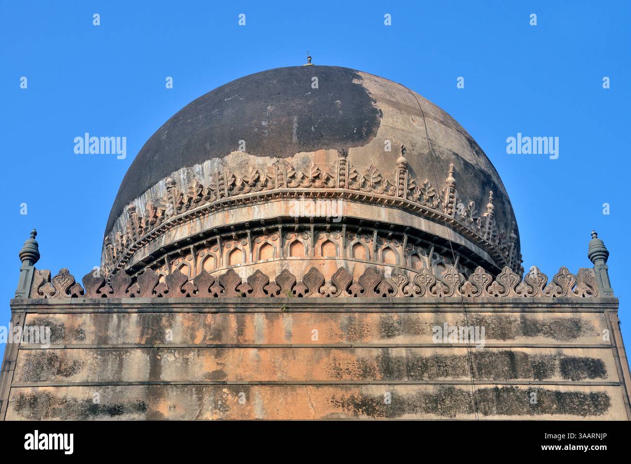 Barid Shahi Park, is a complex of the tombs of the Barid Shahi dynasty ...