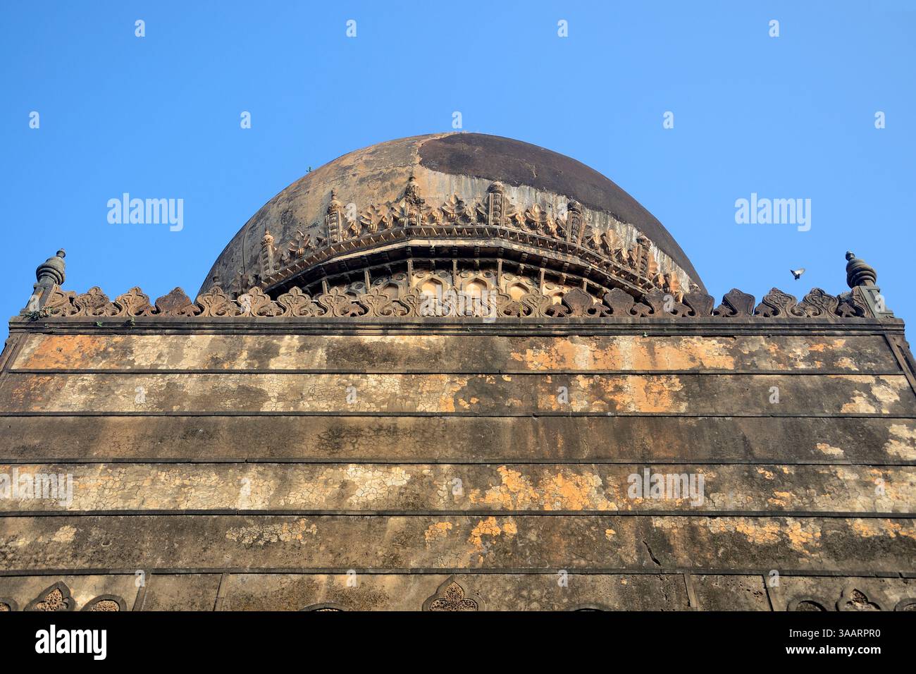 Barid Shahi Park, is a complex of the tombs of the Barid Shahi dynasty ...