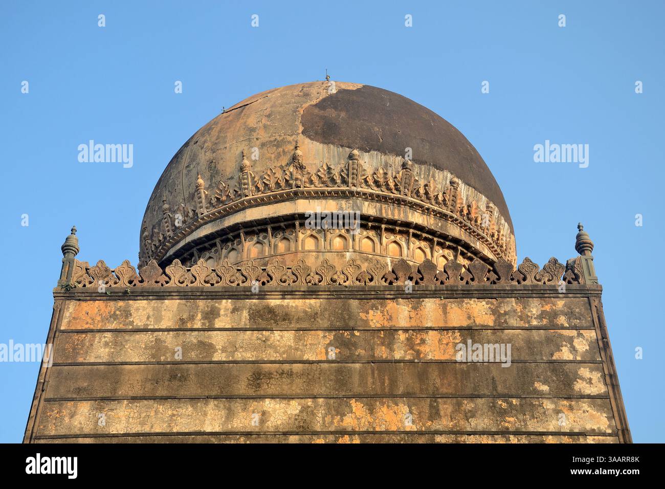 Barid Shahi Park, is a complex of the tombs of the Barid Shahi dynasty ...