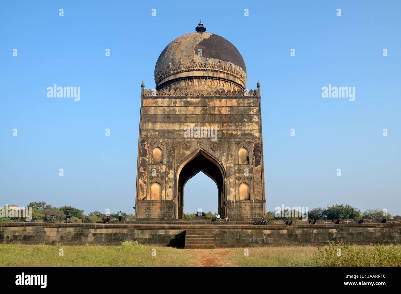Barid Shahi Park, is a complex of the tombs of the Barid Shahi dynasty ...