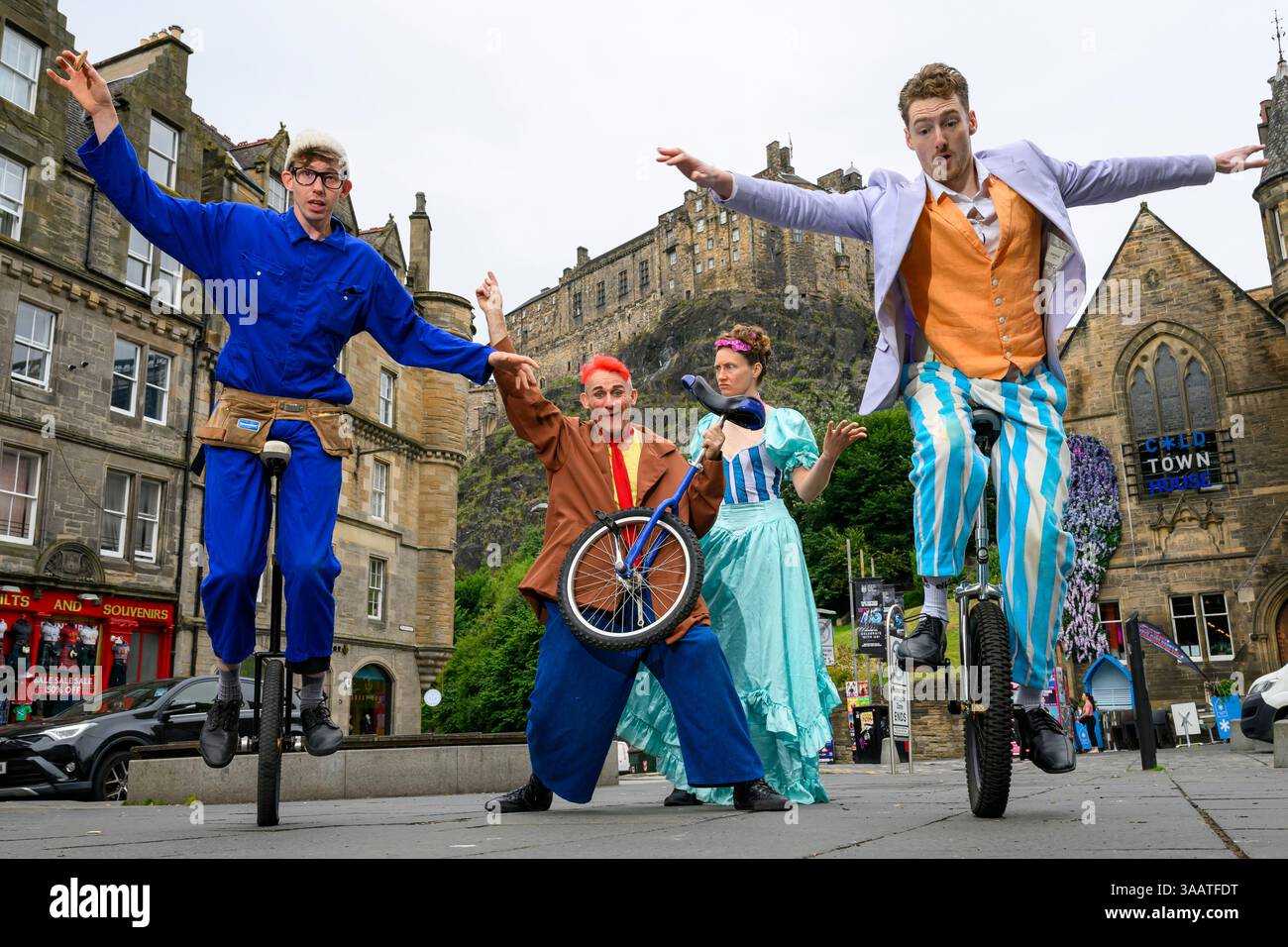Star of Giffords Circus, Tweedy, returns to Edinburgh Fringe Festival ...