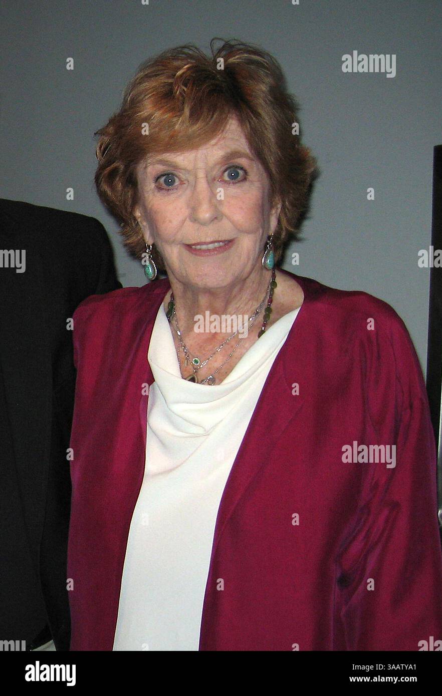 FORT LAUDERDALE, FL - JANUARY 11: (EXCLUSIVE COVERAGE) Jerry Stiller ...