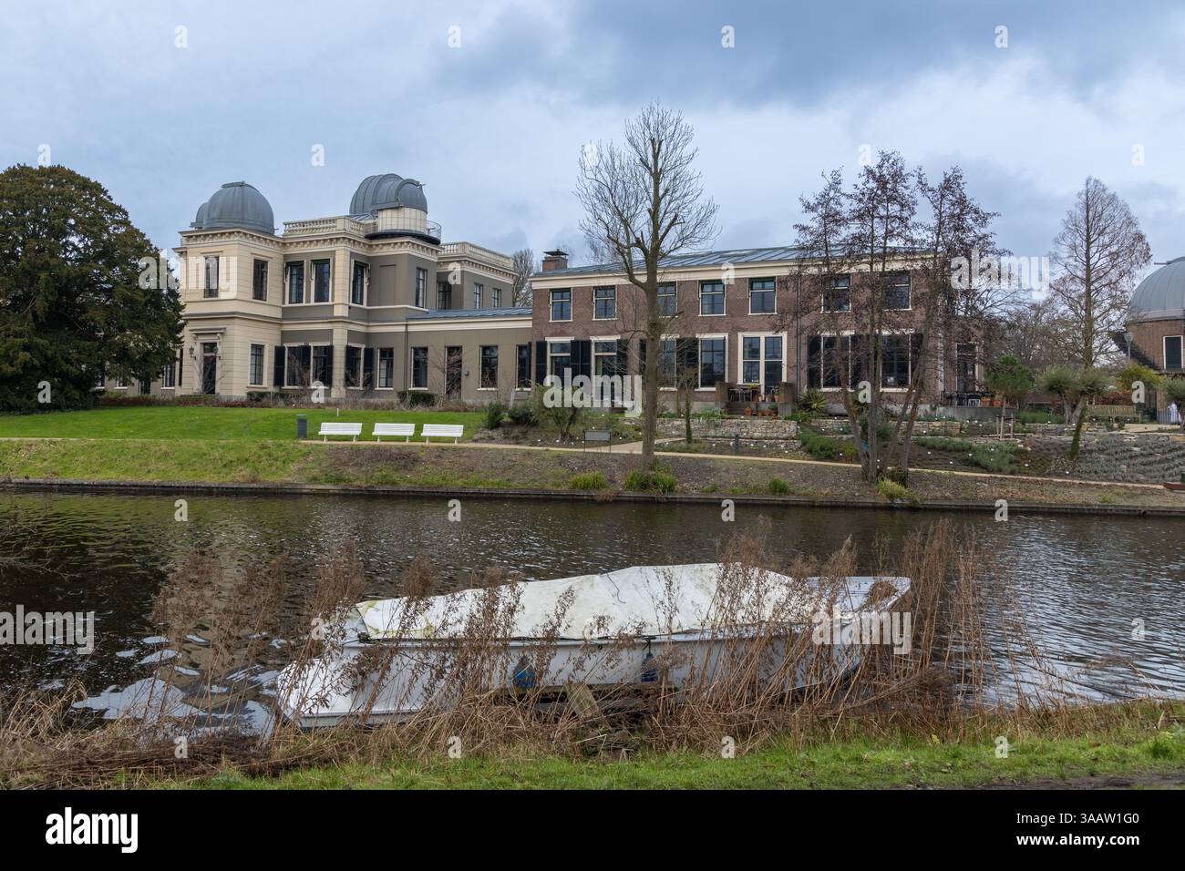 Old Leiden Observatory: the oldest existing university observatory in ...