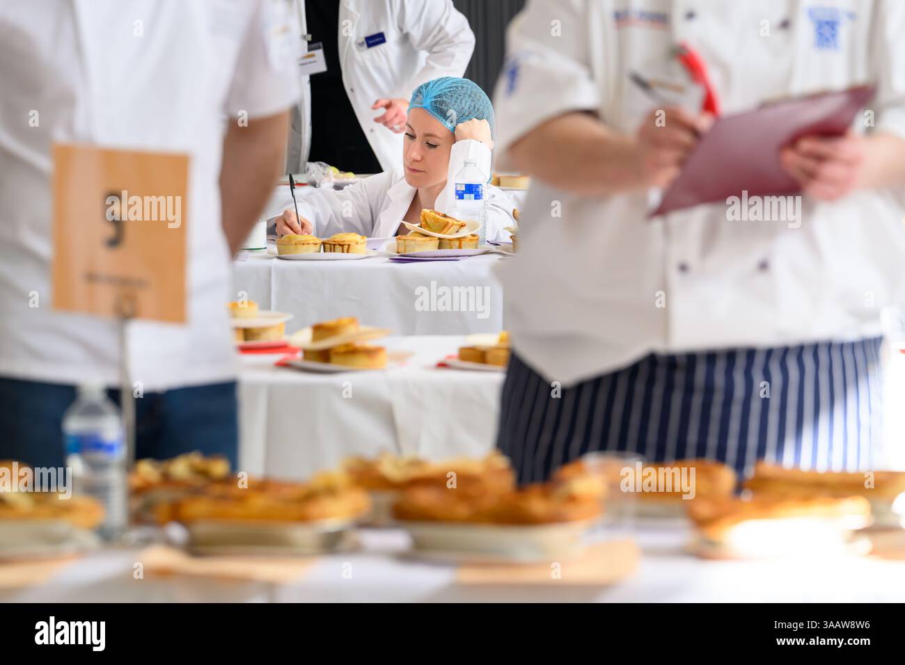 PIEONEERS BATTLE IT OUT FOR RECORD-BREAKING PIE-OFF AT 25TH ANNUAL ...
