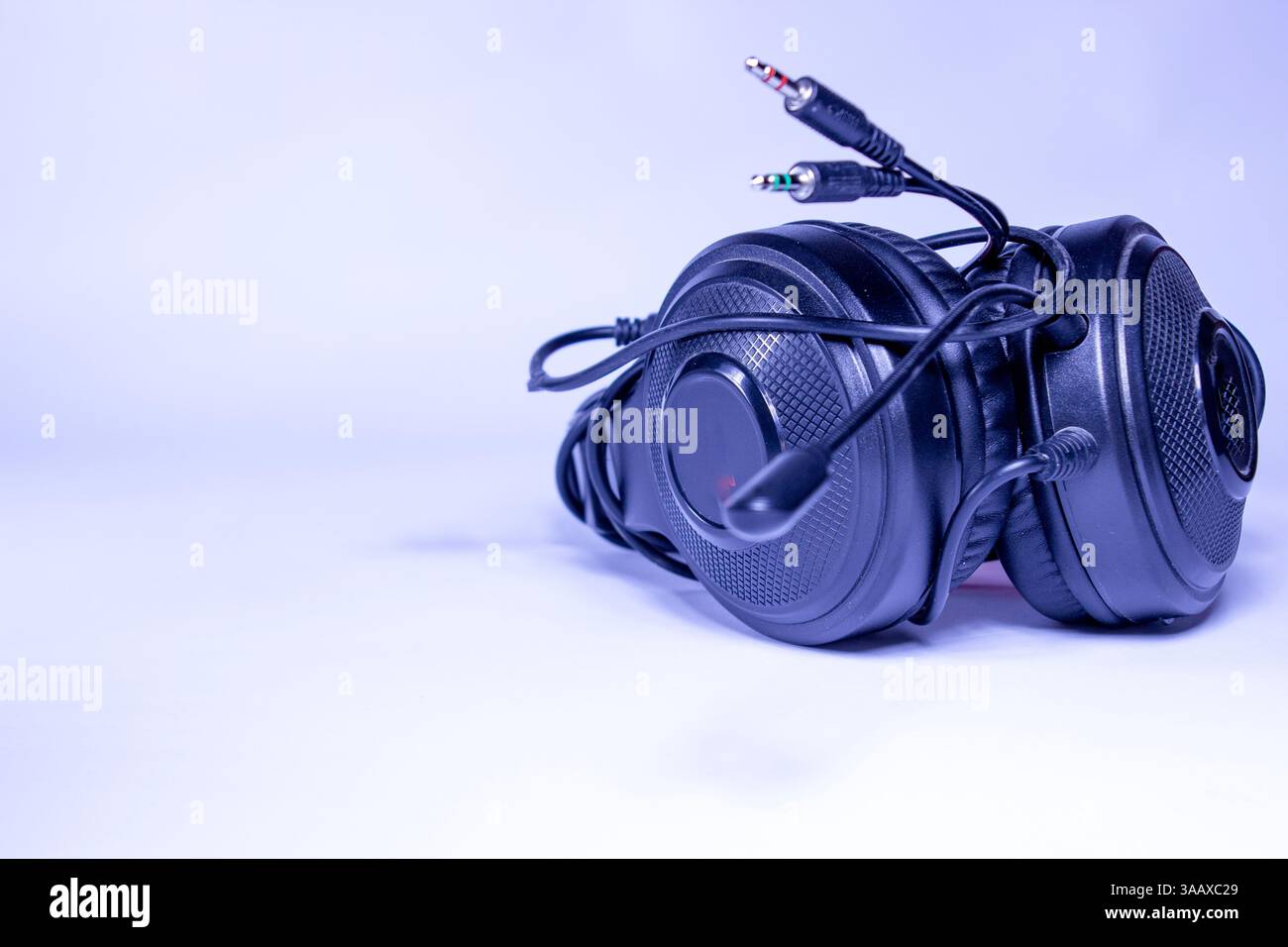 Listening audio communication technology hi-res stock photography and ...